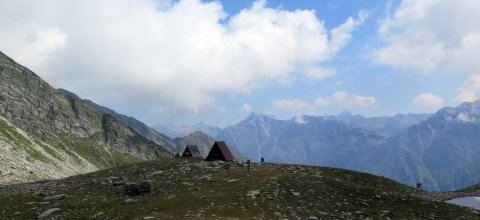 Sentiero Alpino Calanca - geführte Wanderung hoch über dem Calancatal ...